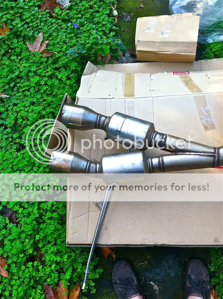 R32 Partout! - Nuespeed, badgless grill, roof racks, Intake & more ...