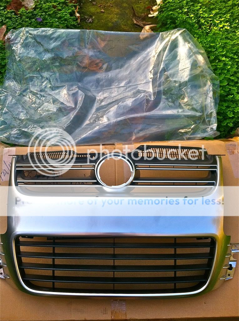 R32 Partout! - Nuespeed, badgless grill, roof racks, Intake & more ...